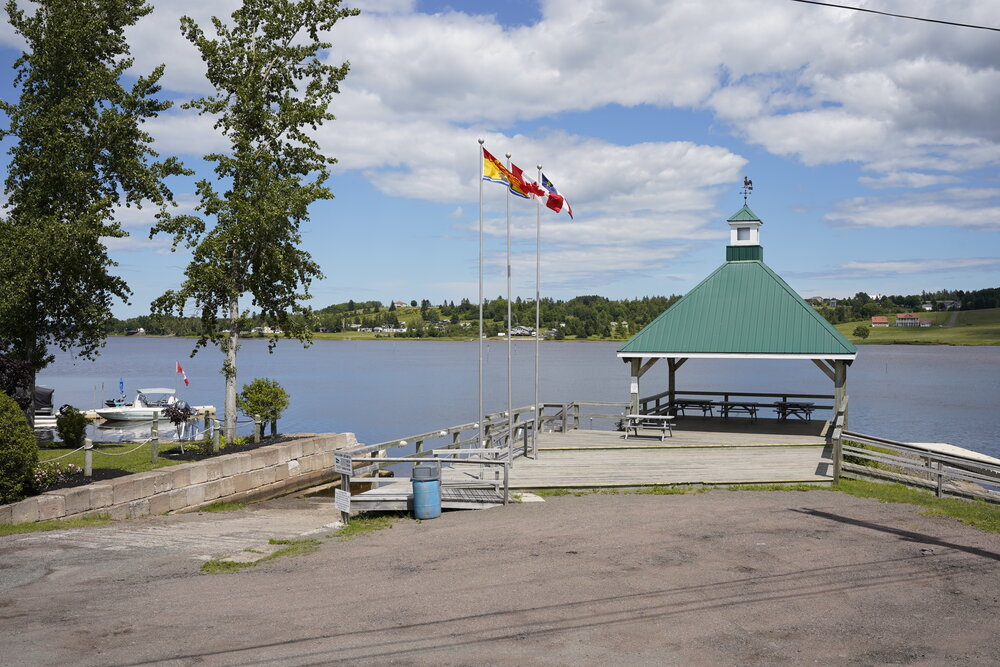 Canadian Land For Sale in Ontario, Nova Scotia, and New Brunswick